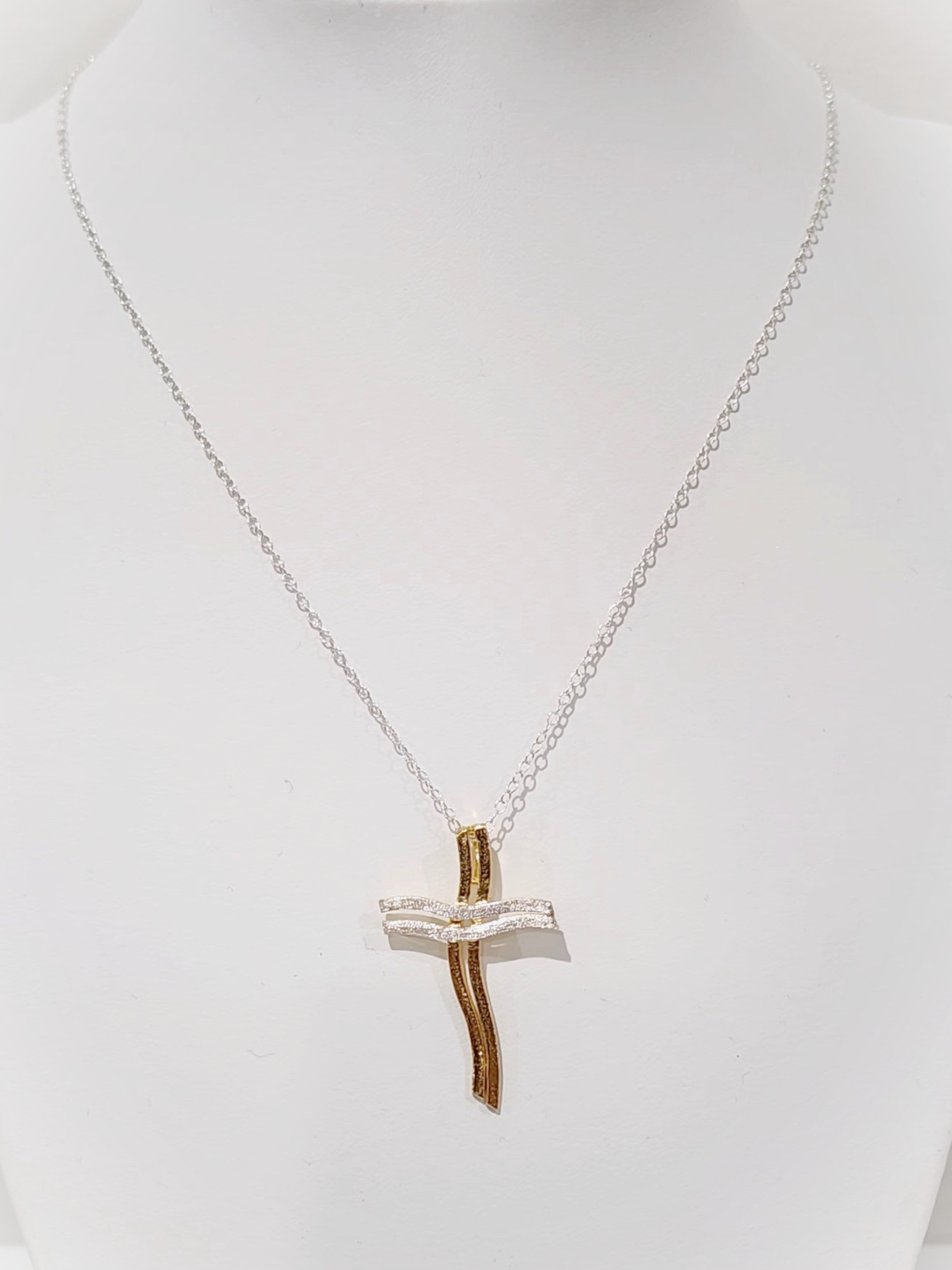 Two Toned Cross Necklace – Apoéla Boutique